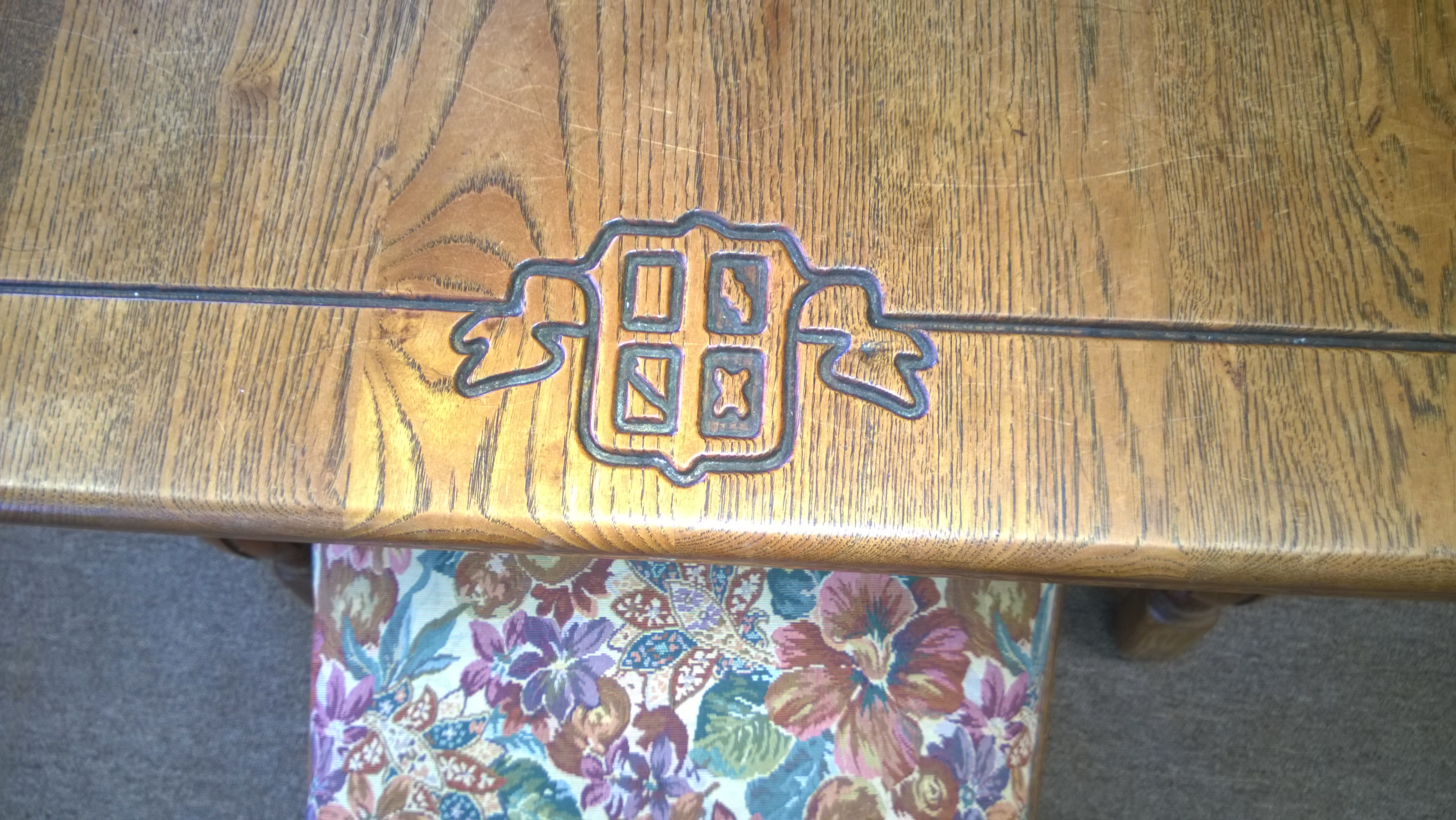 Constitution oak dining room set Value & Appraisal | InstAppraisal